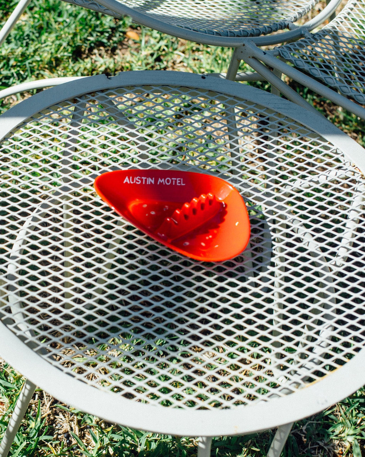 Boomerang Pool Ashtray – Austin Motel Store